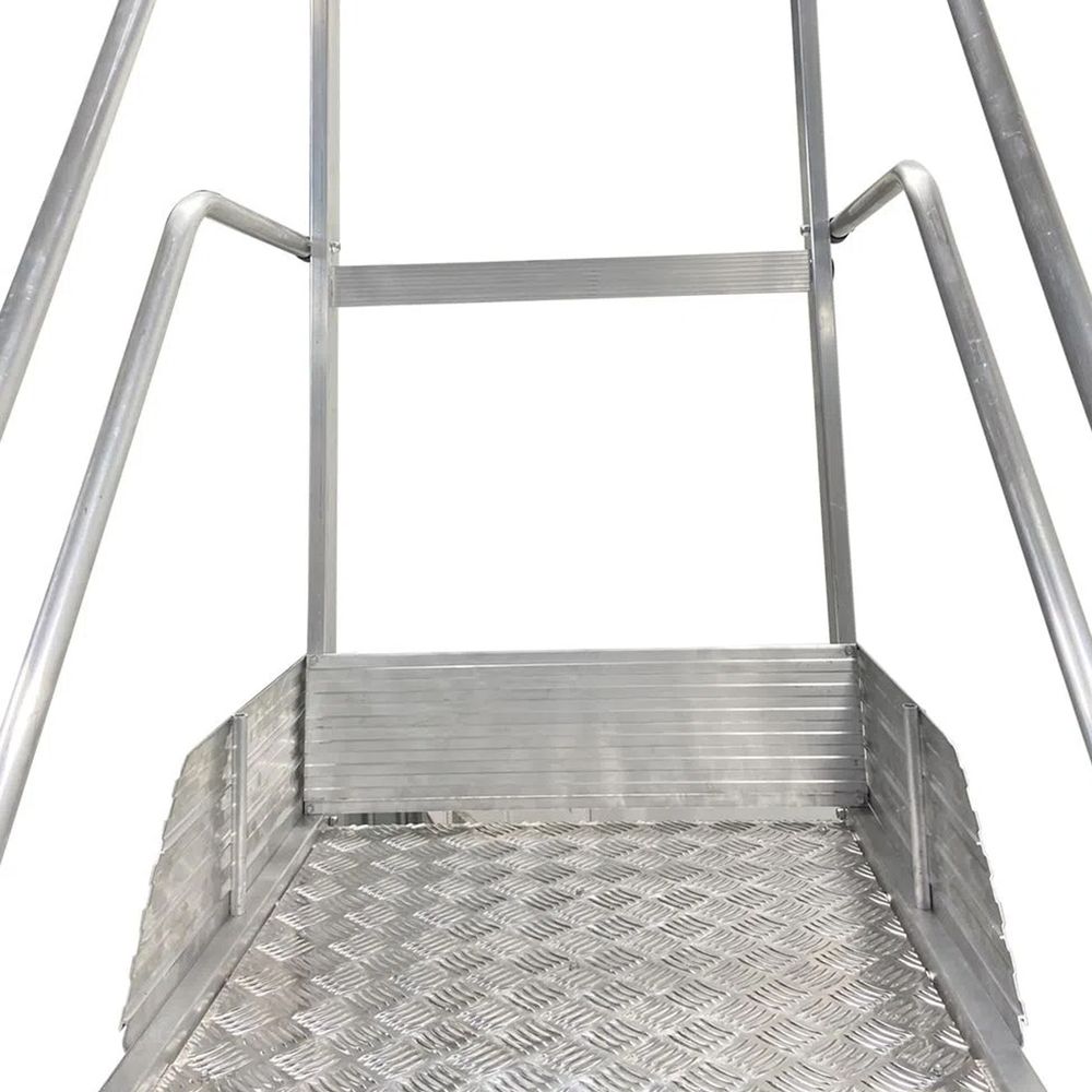 Escada Plataforma em Alumínio NR12 4,50M 17 DEGRAUS ESCALEVE - A Casa ...